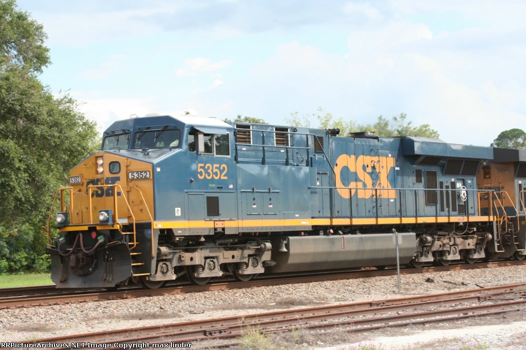 CSX 5352